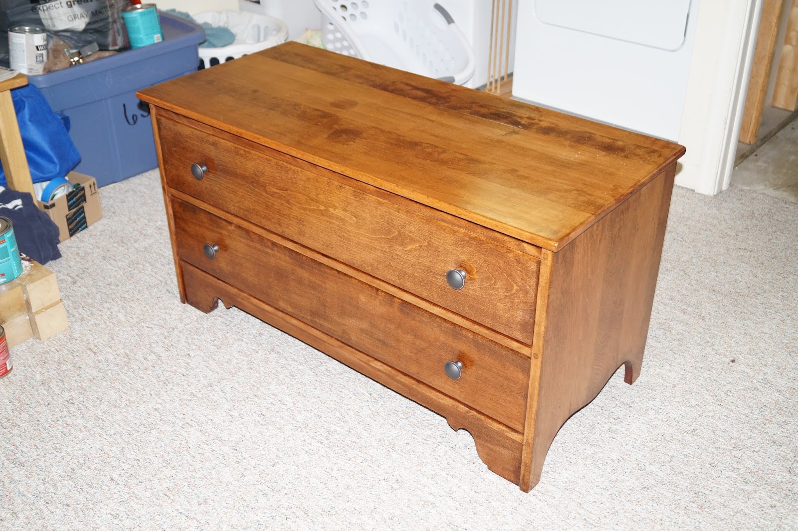 SECOND CHANCES: Repurposed Dresser into Sitting Bench with Drawers