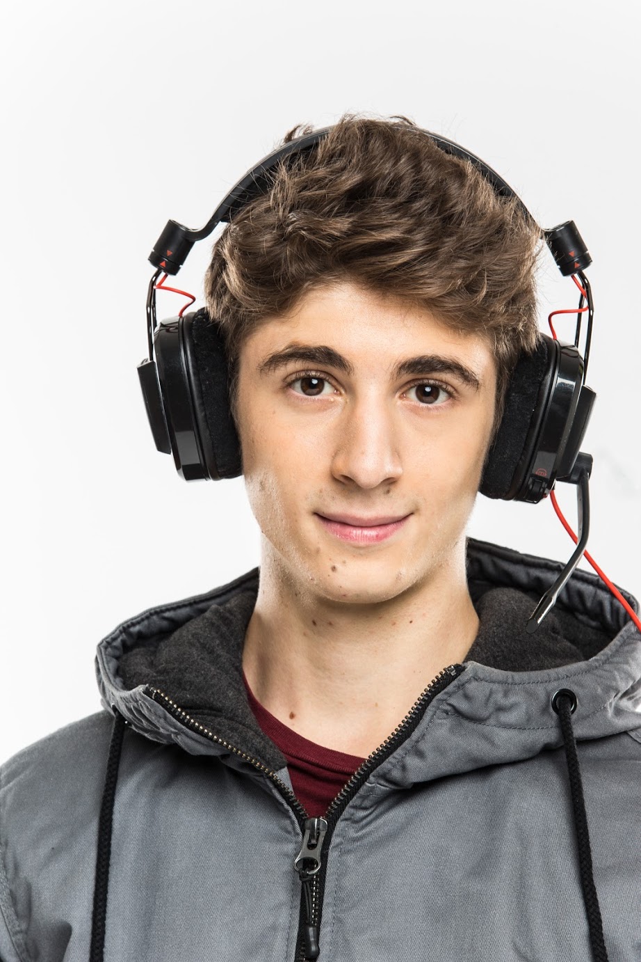 WEB STARS CHANNEL: 30 MILIONI DI UTENTI E 4 MILIARDI DI VISUALIZZAZIONI ...