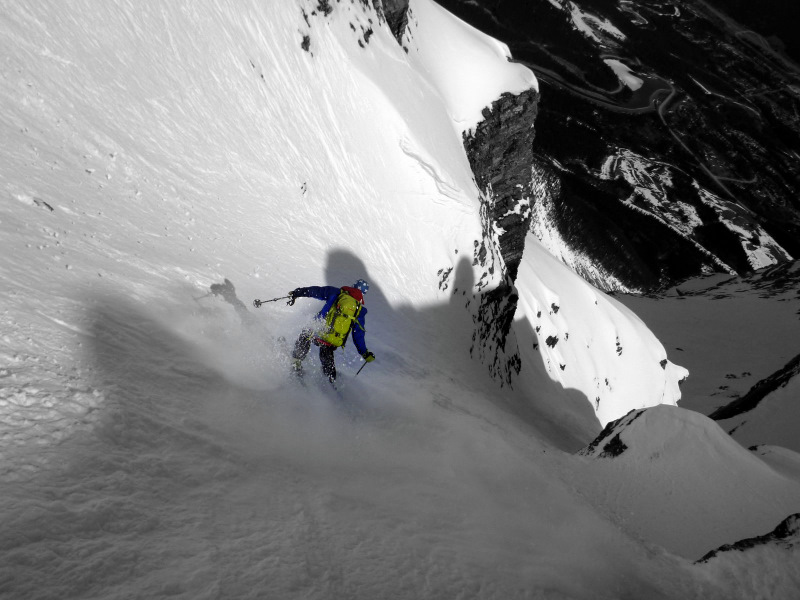 Skiing The Mt. Lawrence Grassi Couloir - Global Alpine