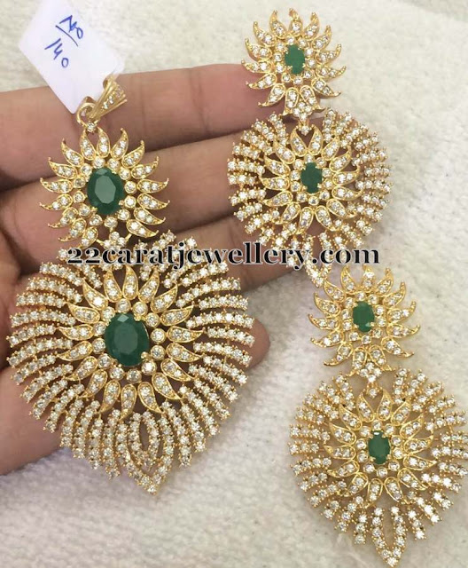 Gold Pendants in Imitation Now - Jewellery Designs