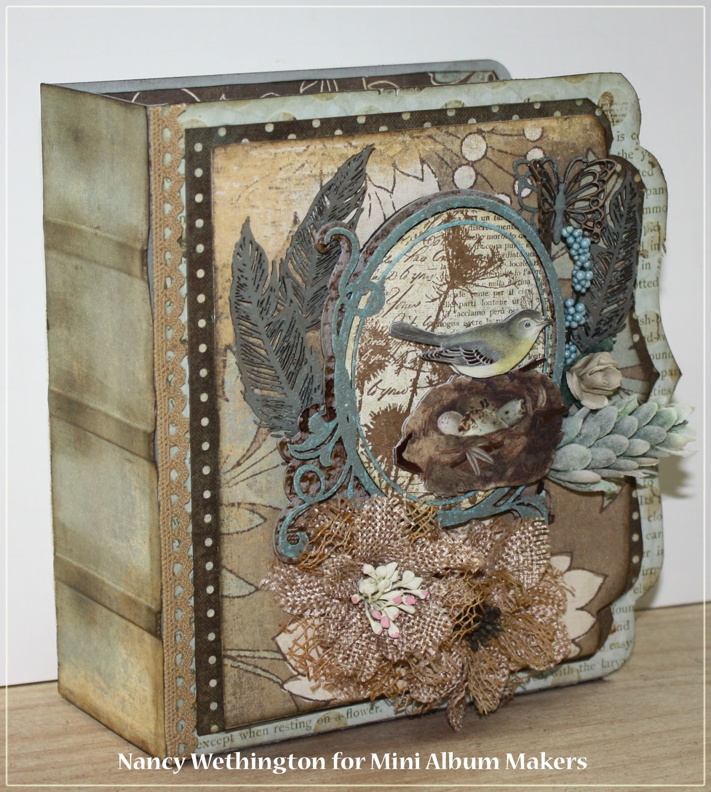 Mini Album Makers Challenge: May Mini Album Tutorials and Challenge