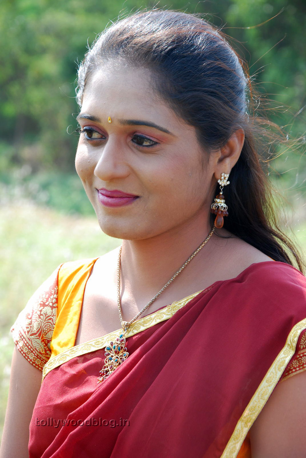 Geeta Pallavi Photos from Kharjuram Movie