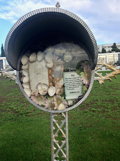 Palabras da man ao corazón: Epitaphs (XII): Posthumous Letters in Ponta ...