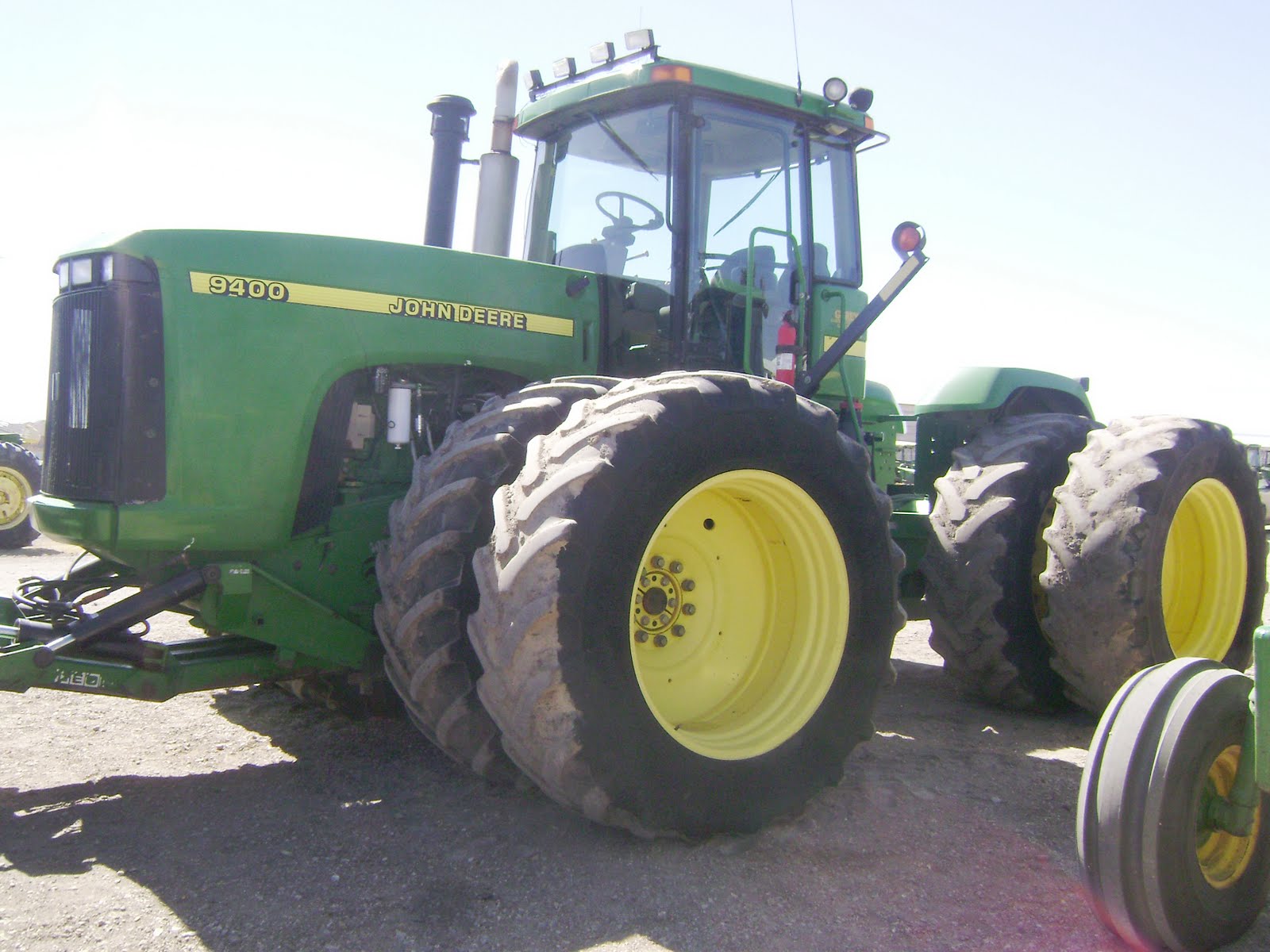 MAQUINARIA AGRICOLA INDUSTRIAL: El Super Tractor John Deere 9400 de ...