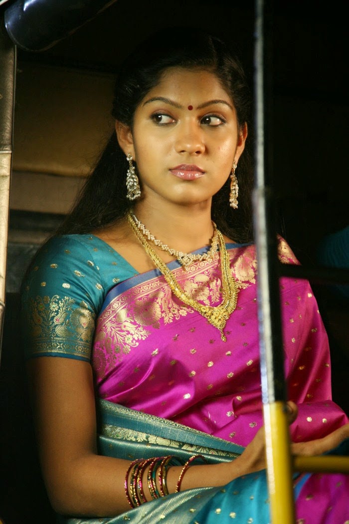 Actress Hd Gallery Swasika Photo Shoot Sexy Photo Stills
