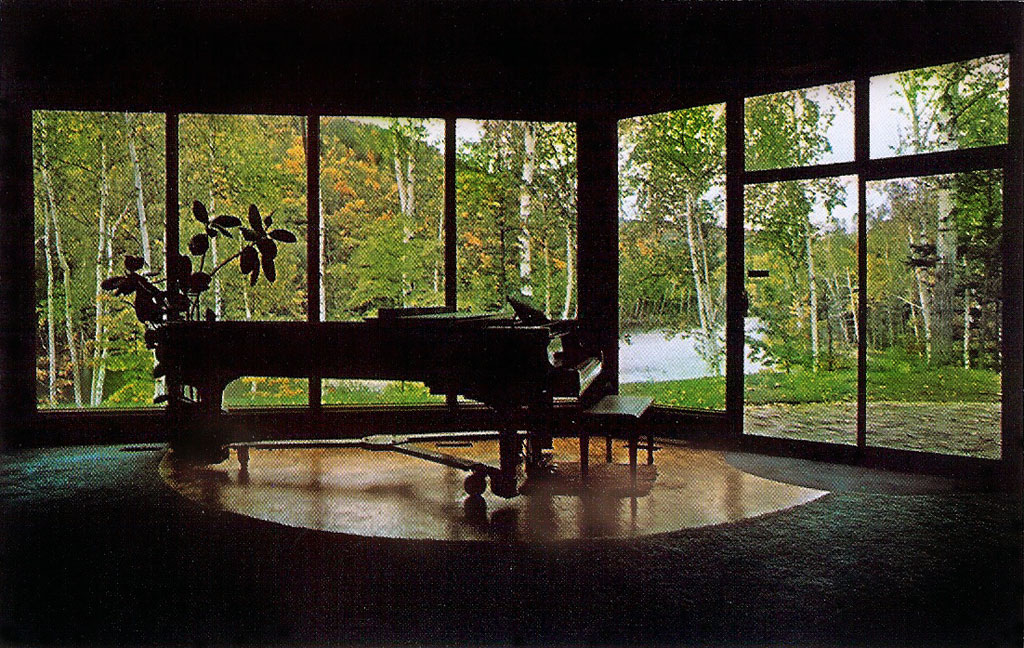 Adventures of Sound Tech Guy: Le Studio Morin Heights Is Dying A ...