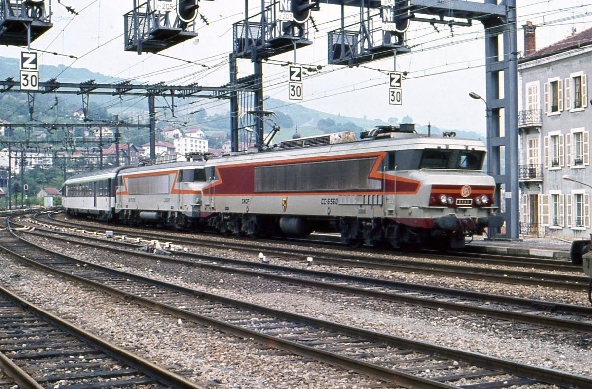 LA PASSION DU TRAIN: BB-8100