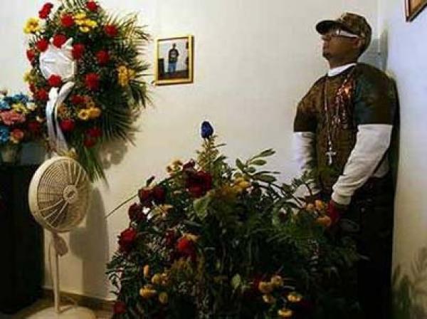 Pandora Island: "El muerto sentao": velatorios extravagantes en Puerto Rico