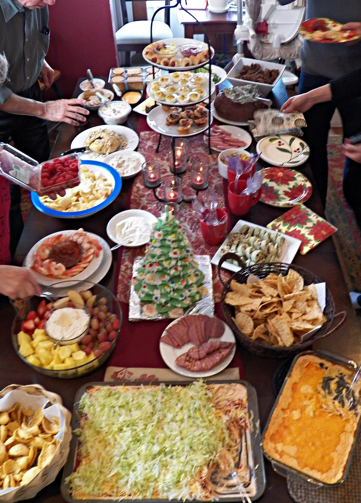 Ordinary Lovely: Check out our best Christmas traditions - cookies ...