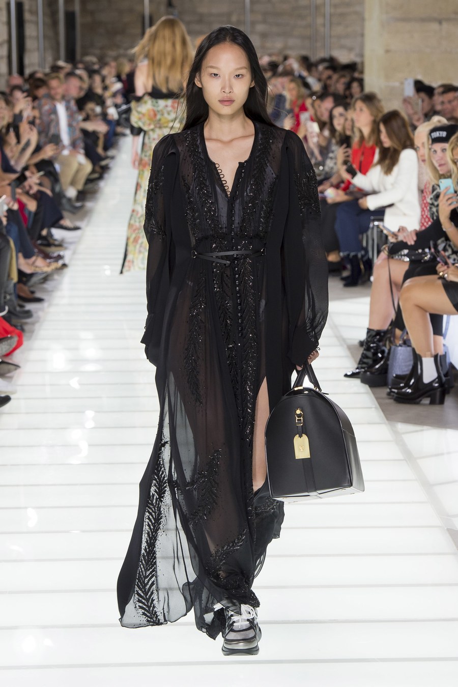Royal Frock coats and Luxury Box Bags from Louis Vuitton show at Paris ...