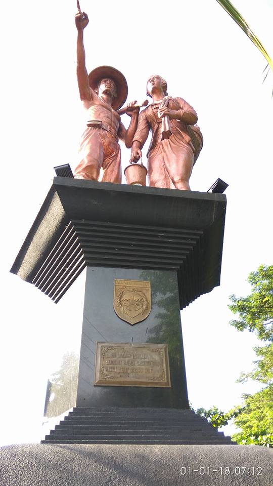 Patung Jamu Ikon Kota Sukoharjo | #wadukmulur