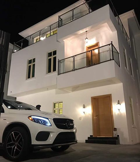 Davido Shows of his new Crib