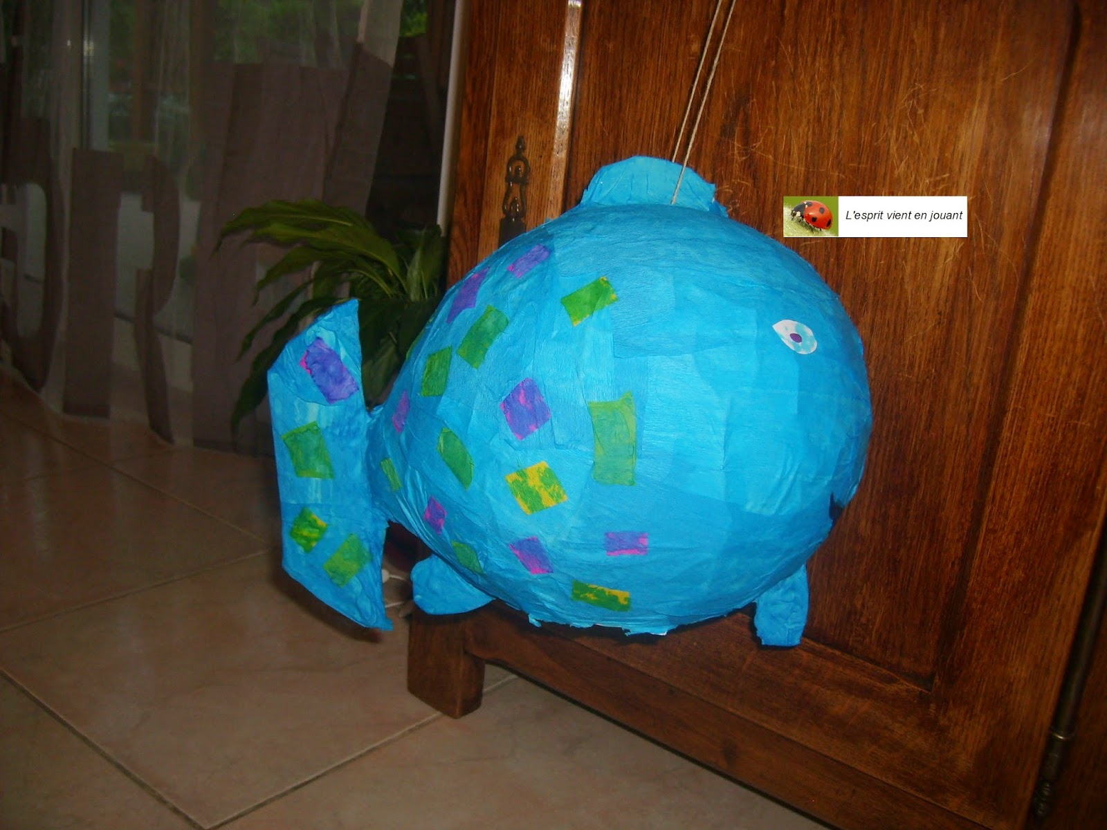 L'esprit vient en jouant: [Pinata] Pinata en forme de poisson