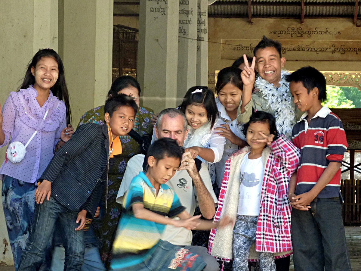 alaninsingapore: Burmese People