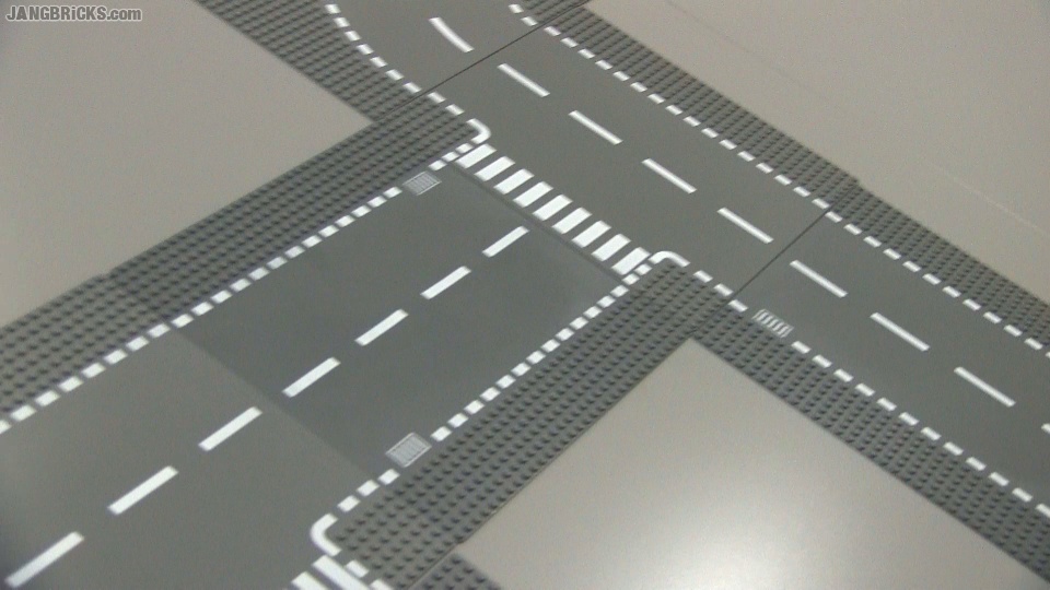 JANGBRiCKS move update Mar. 3, 2015 -- roads & baseplates