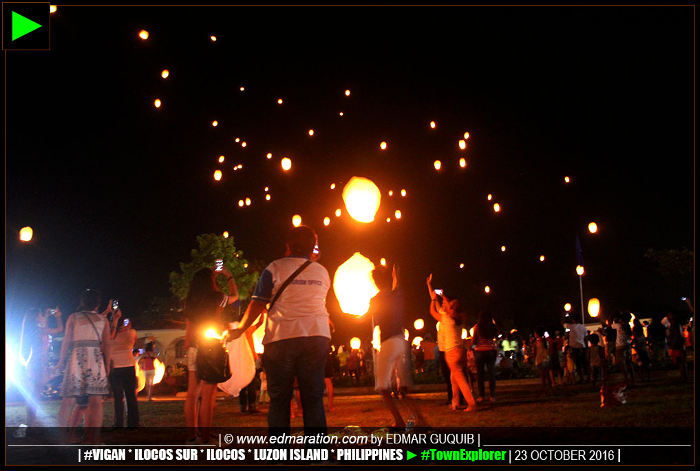 🇵🇭 VIGAN • Raniag Flight of Sky Lantern 2016 at Jardin de Caridad ...