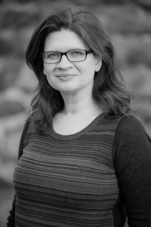 Mary Had a Little Book Blog: Giveaway: Sweet by Emmy Laybourne