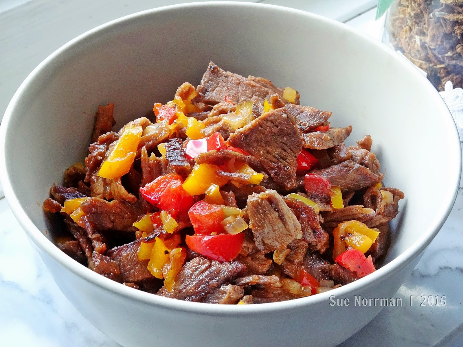 KEBAB DAGING DENGAN SOS SPECIAL ~ Swesia's Journey