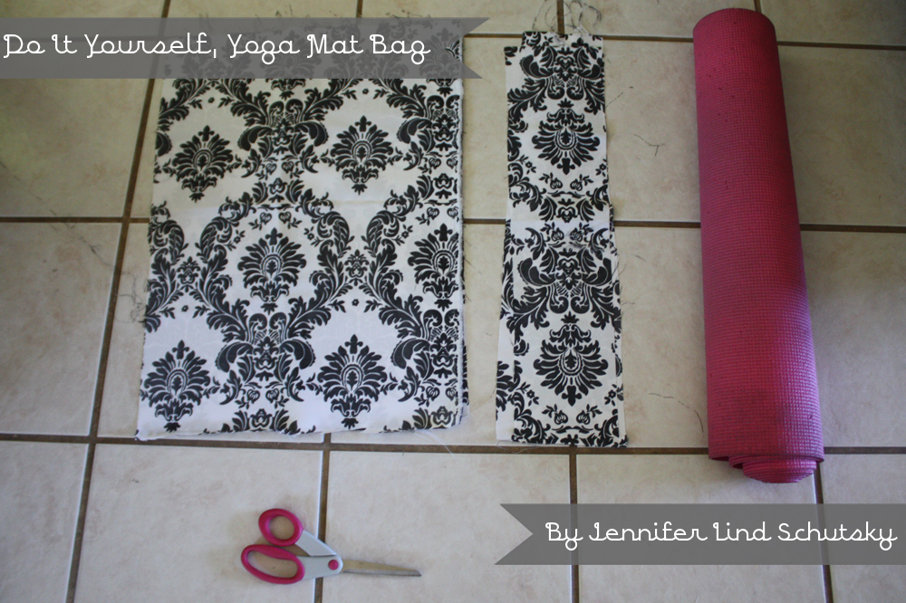 D.I.Y. Cupcake: D.I.Y. Yoga Mat Bag {a tutorial}