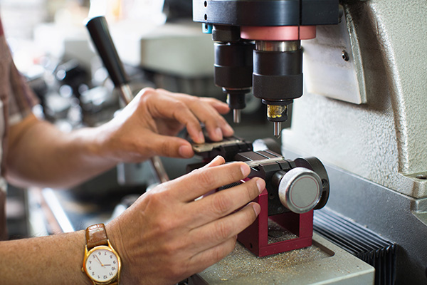 Follow These Instructions to Find the Best Locksmith in Town