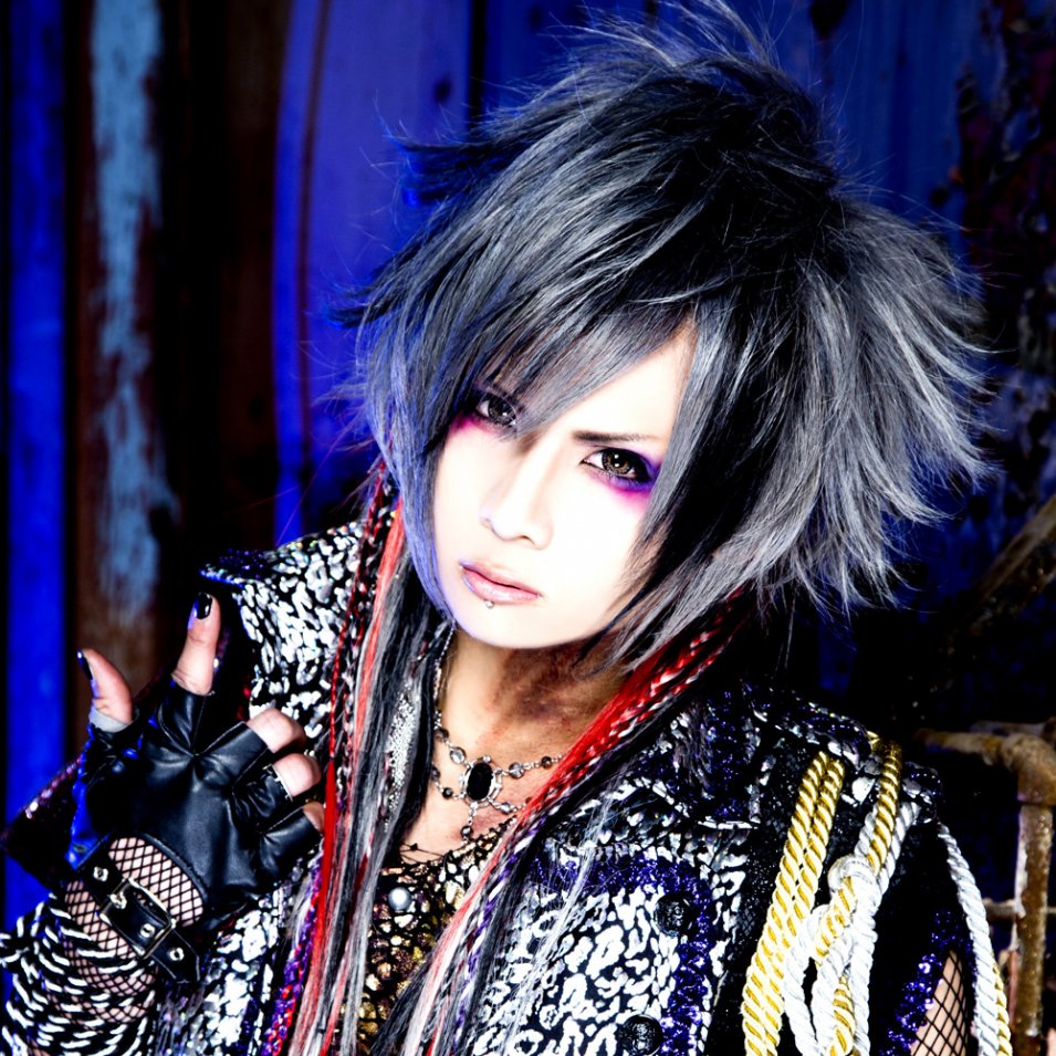 Visual Kei & J-Rock Forever: Royz Look Individual