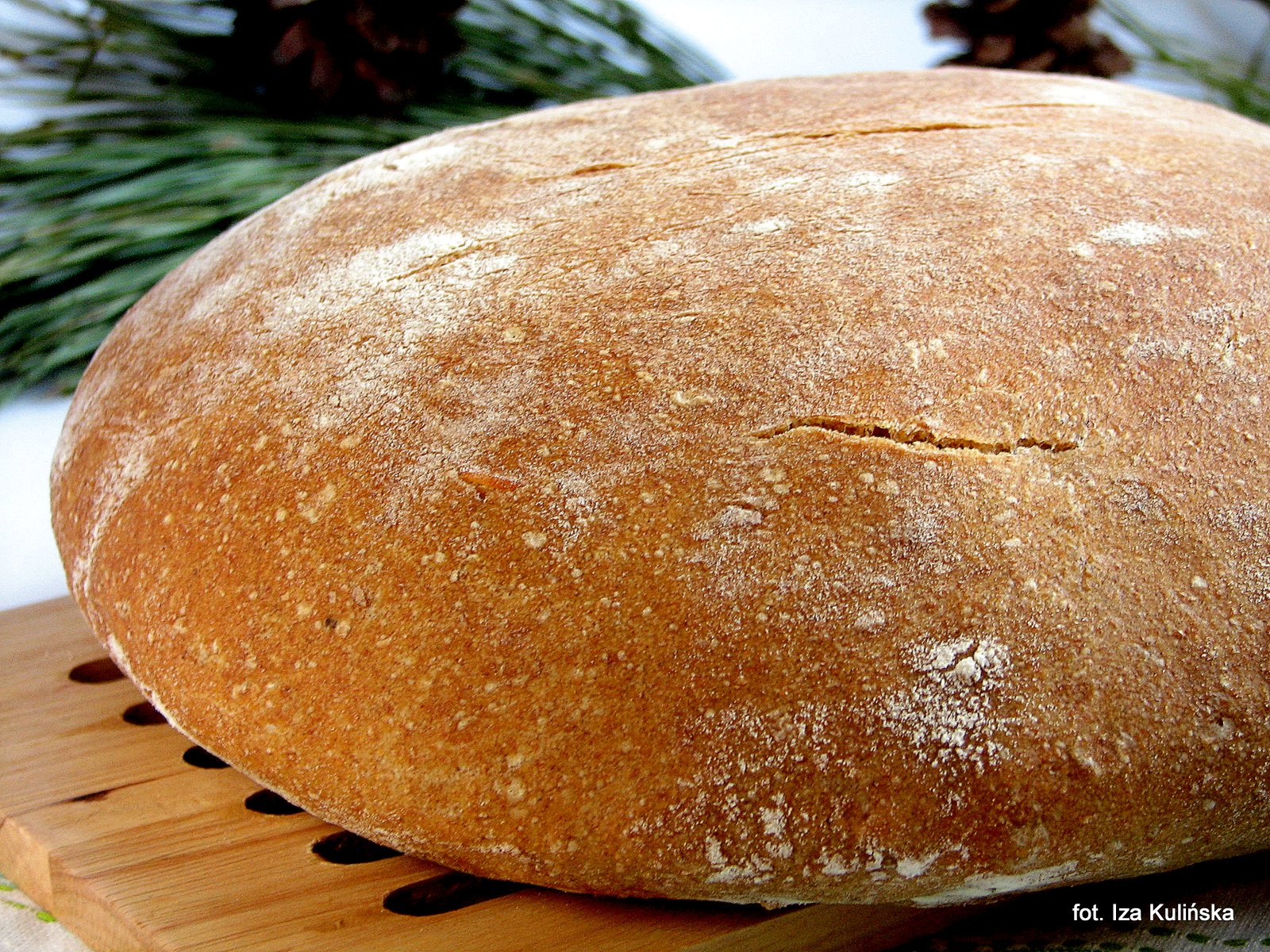 Chleb pszenny, na zakwasie i bez formy | Smaczna Pyza