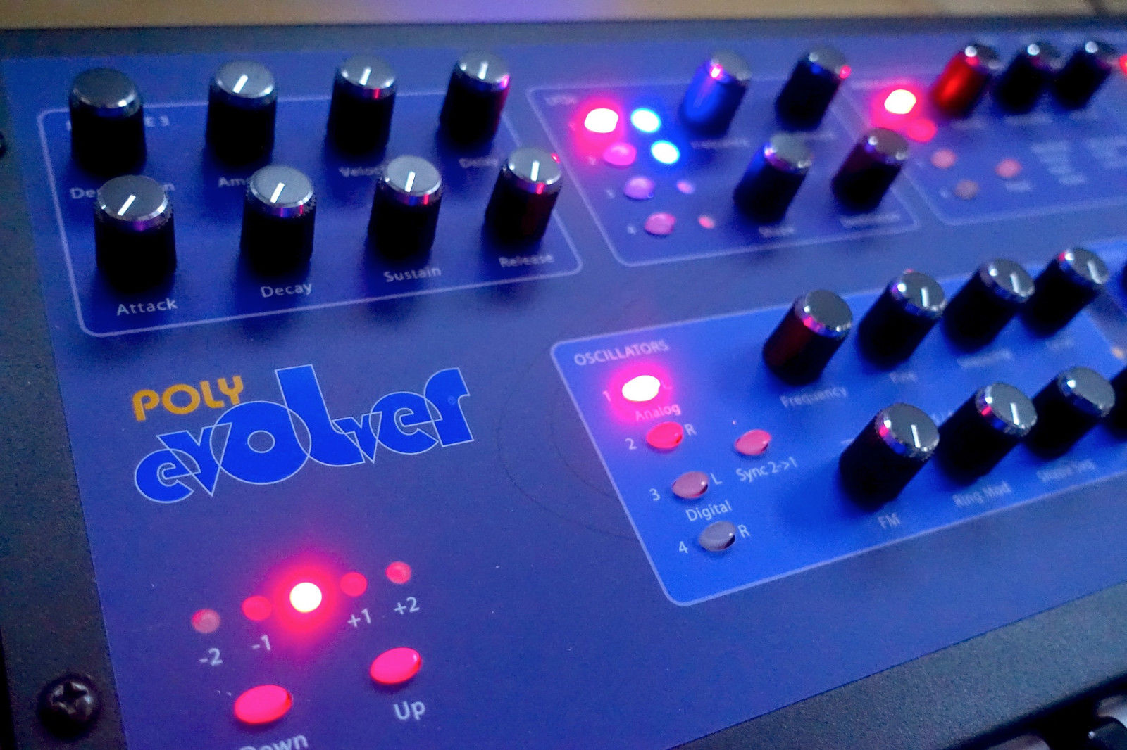 MATRIXSYNTH: Dave Smith Instruments Poly Evolver PE Edition