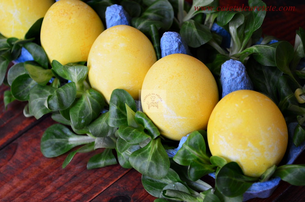 Cum vopsim ouale in mod natural? - CAIETUL CU RETETE