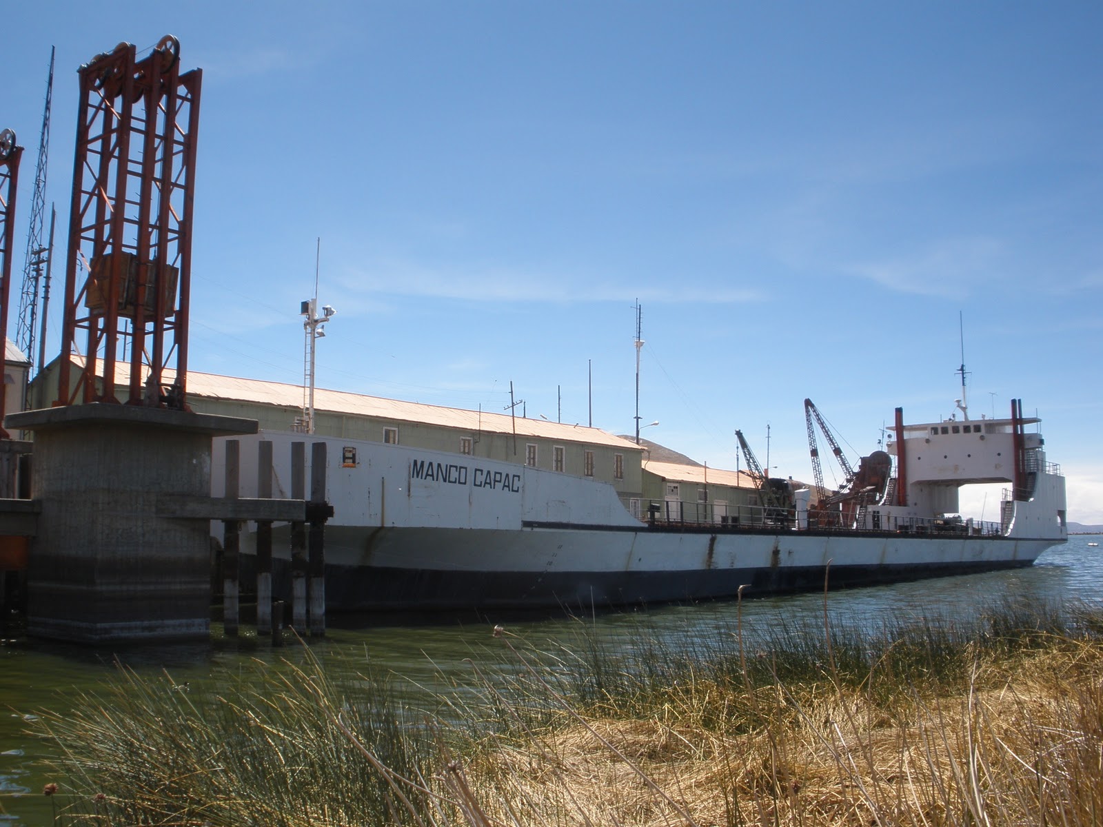 Trenes del Perú: El Buque Manco Capac en el Titicaca