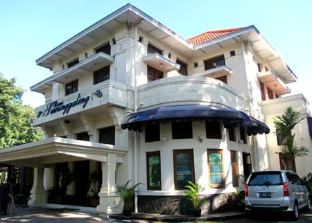 Hotel, Wisma, Penginapan Murah dan Recommended di Dago, Cihampelas dan ...