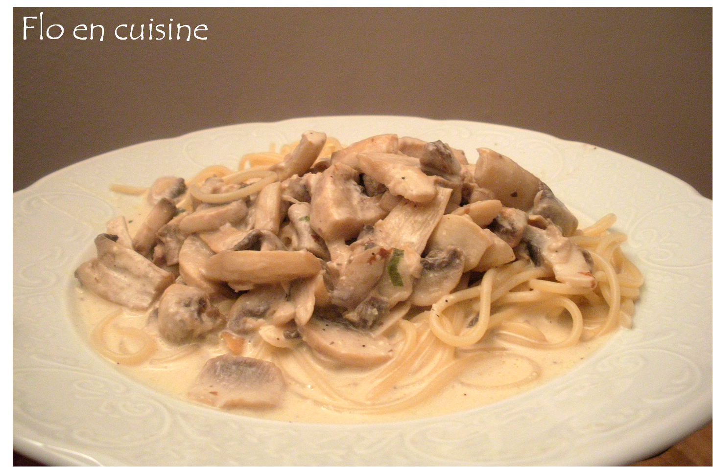Flo en cuisine: Pâtes aux champignons