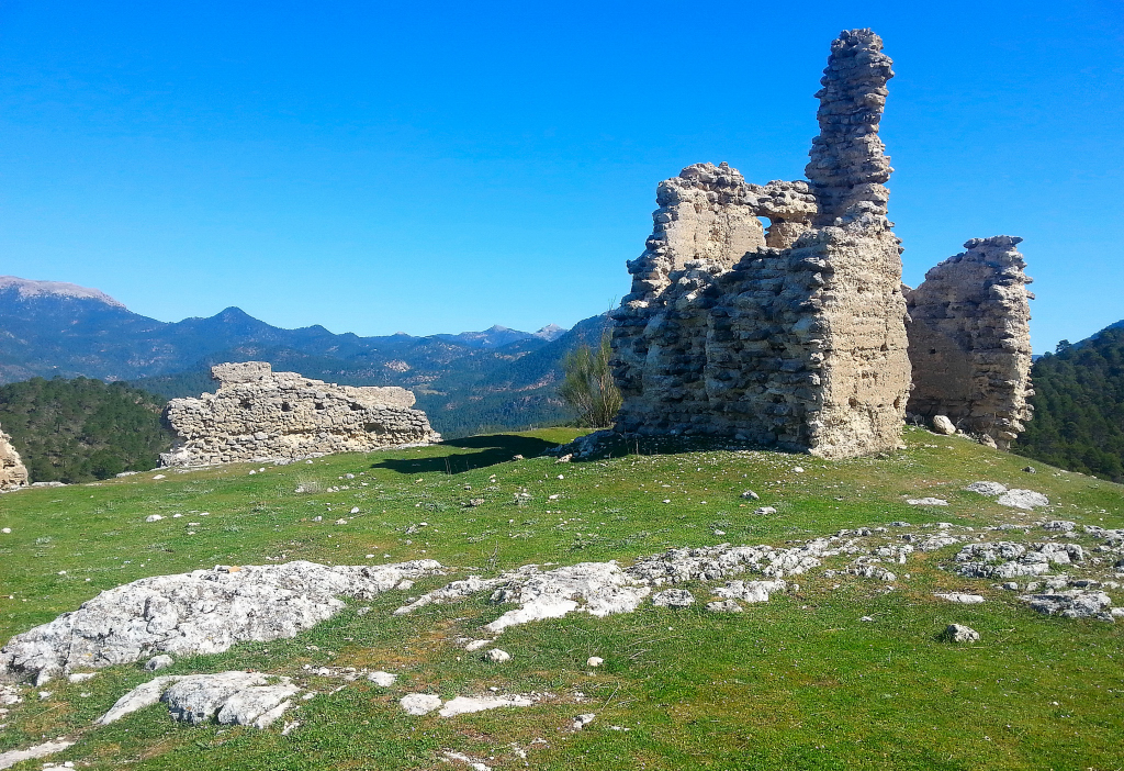 Collado del Contadero-Castillo de la Yedra-Cotillas