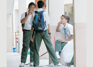 Siswa Merokok Berdiri, Masyarakat Merokok Berlari | Islamedia - Media ...