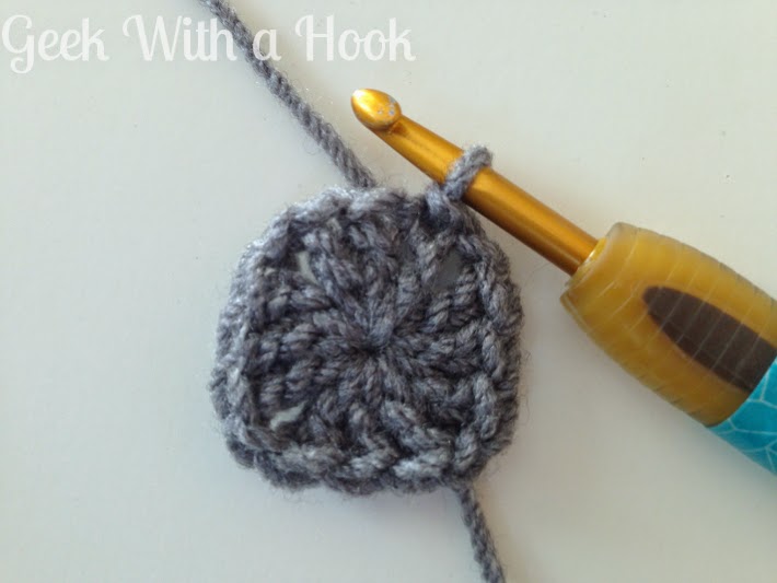 Geek With a Hook: Solid Granny Square Pattern for Pixel Crochet (Right ...