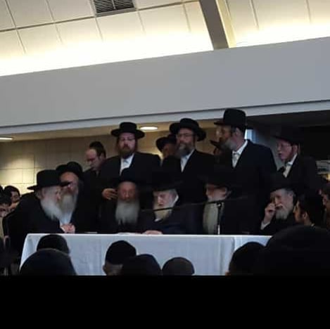 Hefkervelt : LNN: Photos & Videos Rav Moshe Sternbuch in BMG Lakewood