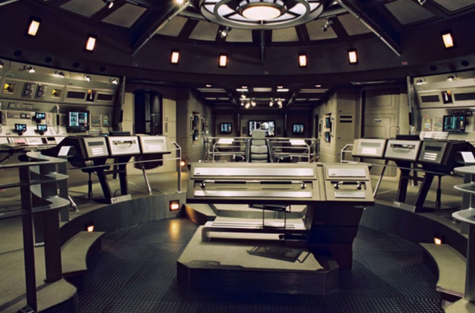 WELCOMETOLEVEL: CELEBRATING TEN YEARS OF 'STAR TREK: ENTERPRISE'