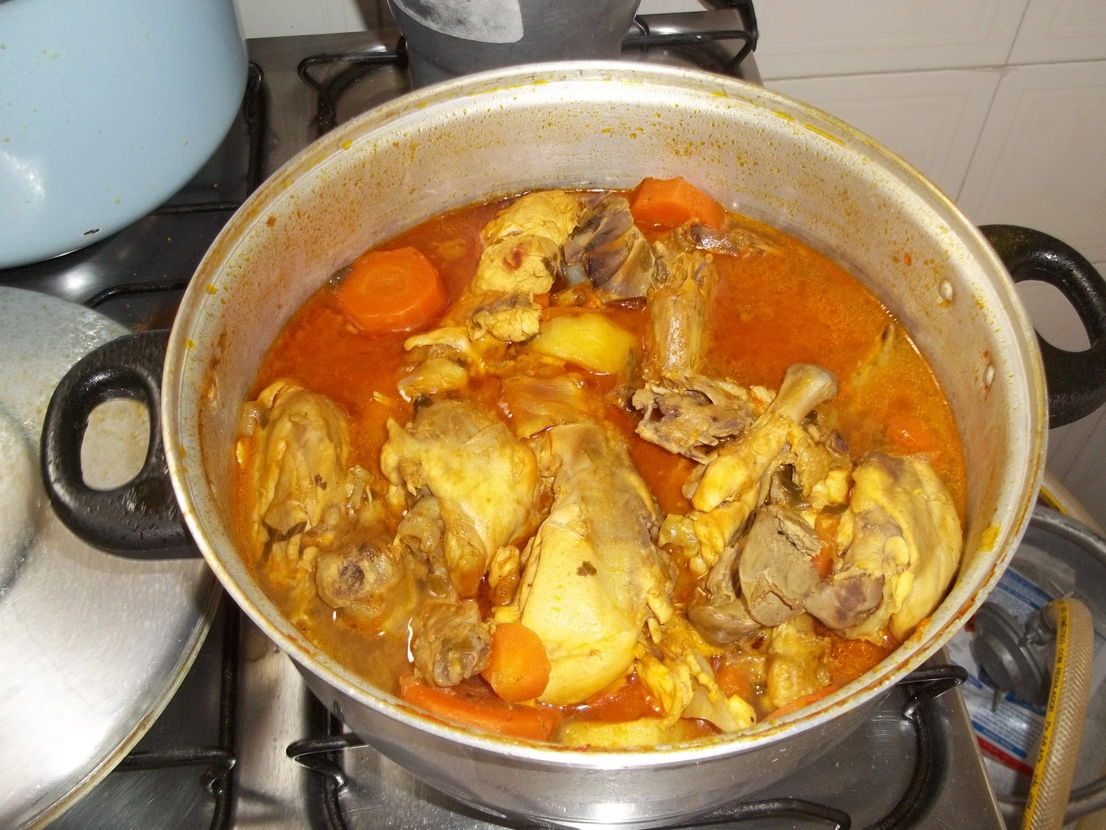 Receitas do Paulão!: Frango Cozido com Batata e Cenoura