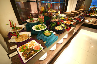 Sukosol Buzz: 10 Can’t Miss Foodie Experiences in Bangkok!