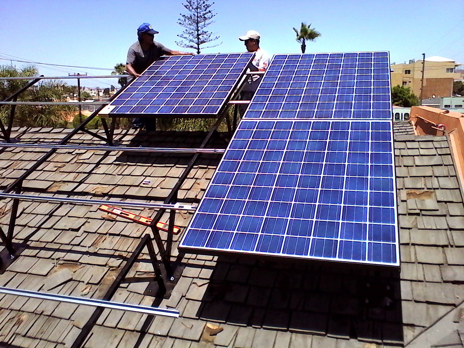 SOLARK SOMOS LOS ARQUITECTOS DE TU PROYECTO SOLAR: Instalacion de ...