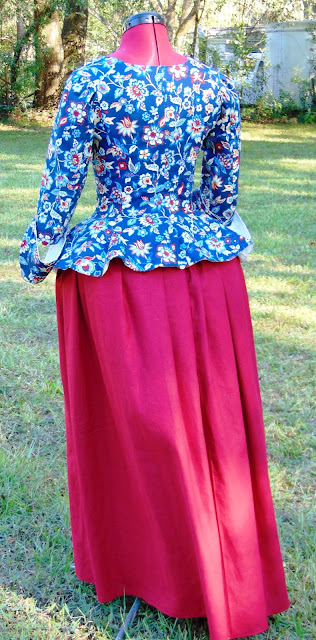 The Antique Sewist: 1750s Casaquin Jacket - Blue Floral Cotton