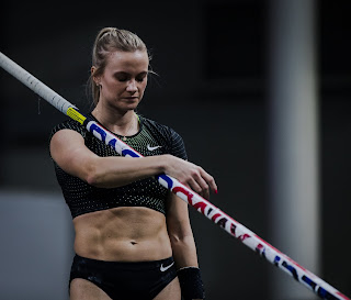 Distance races highlight UW Invitational, while Brooks Beasts set world ...