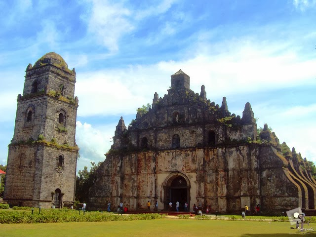 Gala La Travels: The Paoay Church and the Legendary Paoay Lake ~ ILOCOS ...