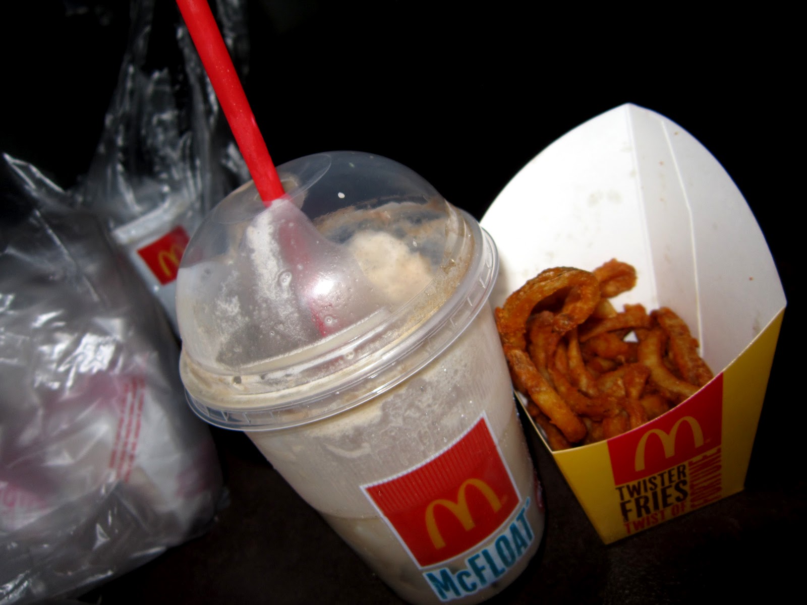~ All About Nishey ~: Love The McDo Twister Fries w/ Icy Chocolate Float