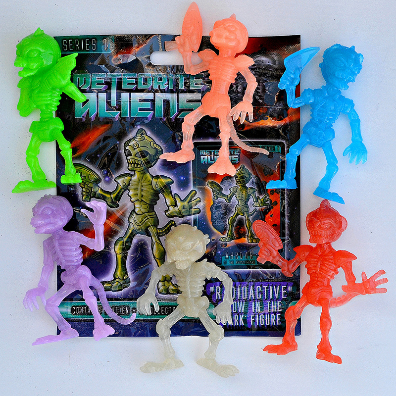 Little Weirdos: Mini figures and other monster toys: Meteorite Aliens ...