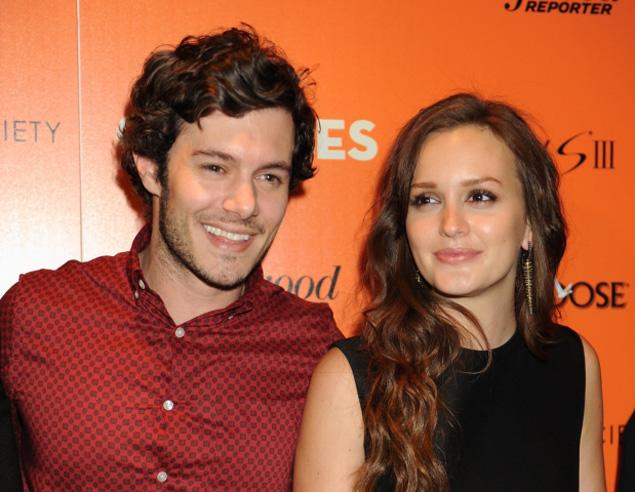 Hollywood: Adam Brody With His Girlfriend Leighton Meester In These ...