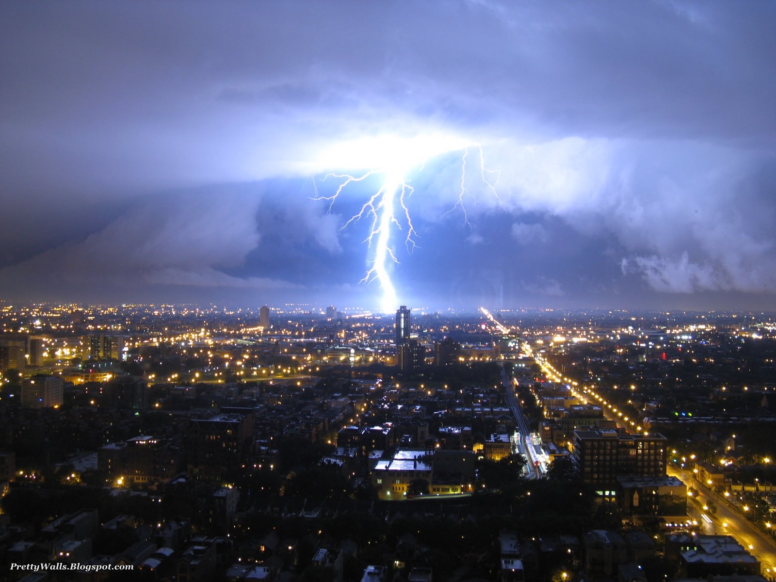 Pretty Walls: Download Beautiful Free HD Thunder Wallpapers | Pictures