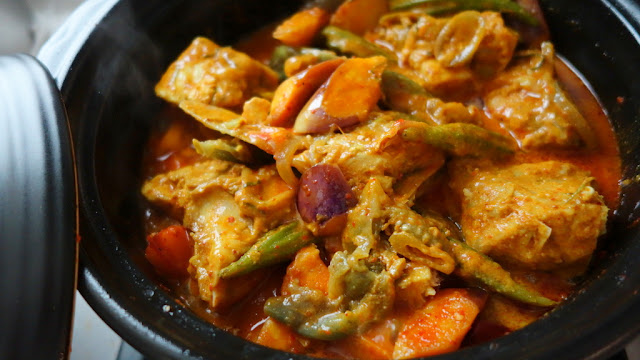 Cooking Fish Head Curry - The Food Canon