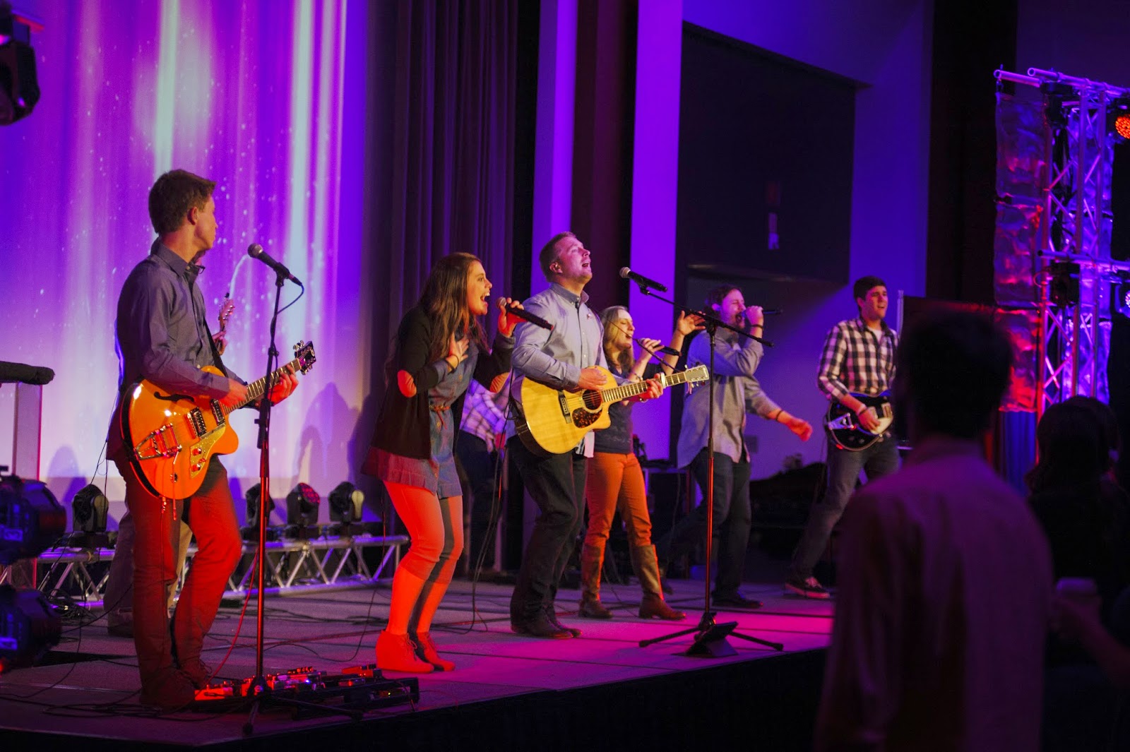 Church of the Highlands Delivers High-Energy Worship Experience For ...