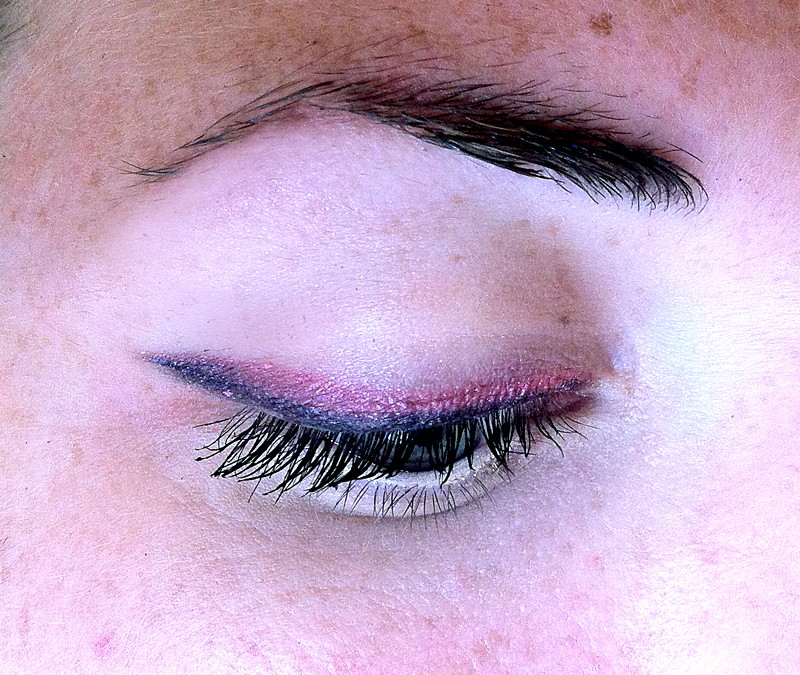 Du liner rose ? Oui, c'est possible. | funambul(in)e: Du liner rose ...