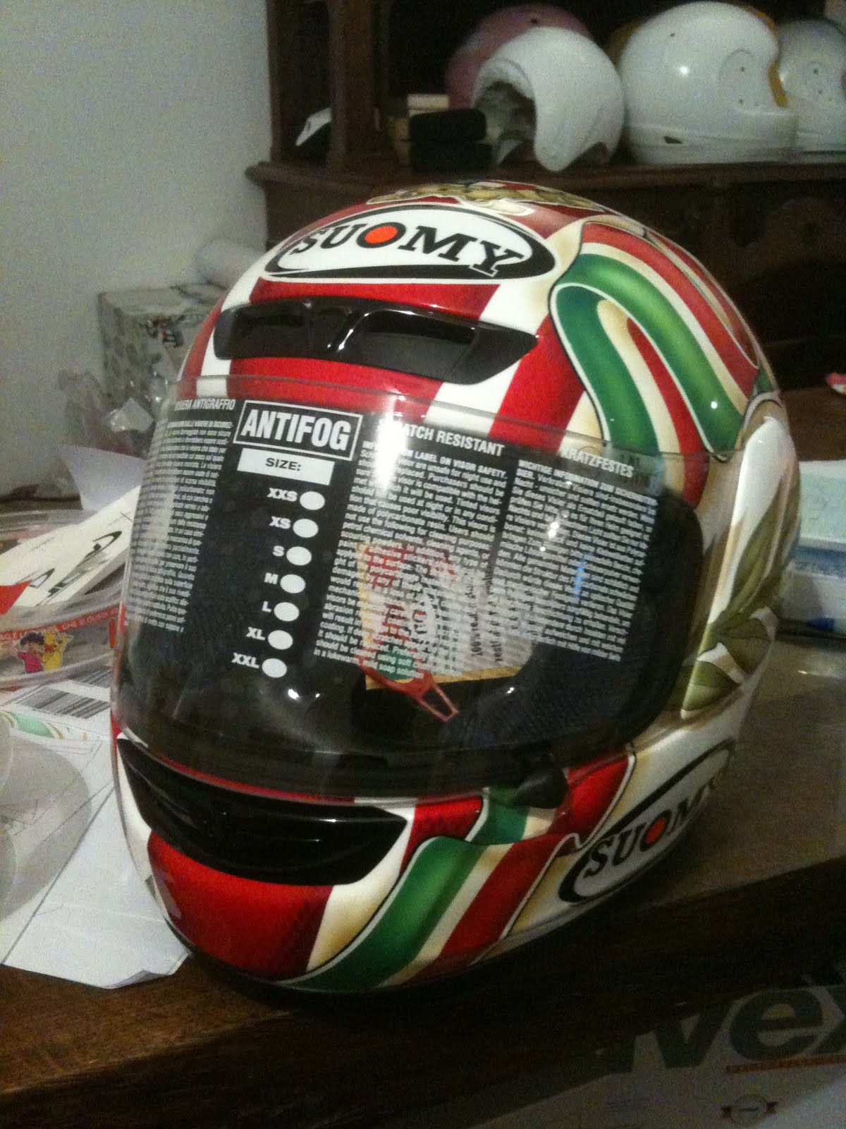 Racing Helmets Garage: Suomy Apex "Ducati" by Sole Art Design